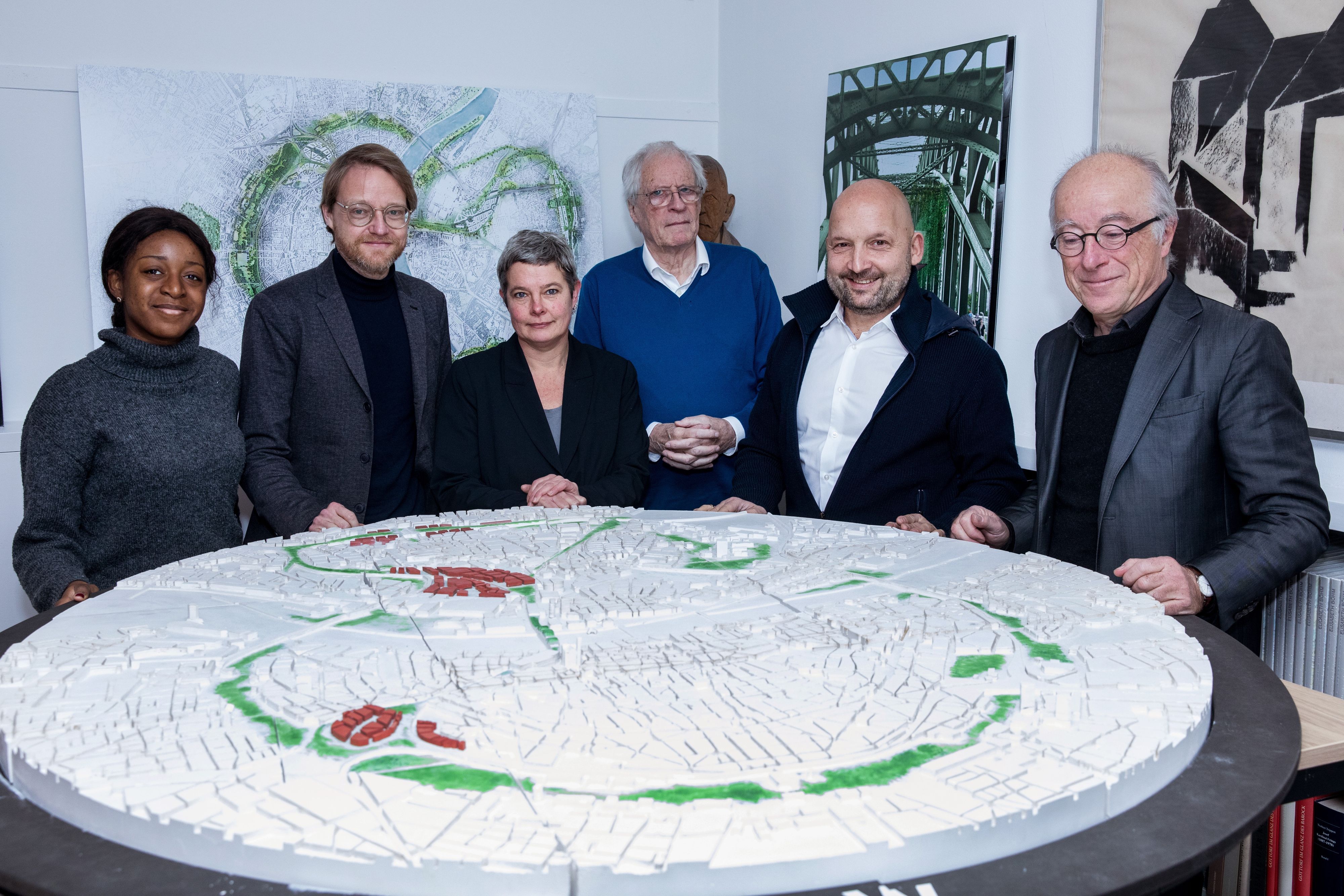 Köln: Institut prüft die Verlegung des Hauptbahnhofs | Kölner Stadt ...