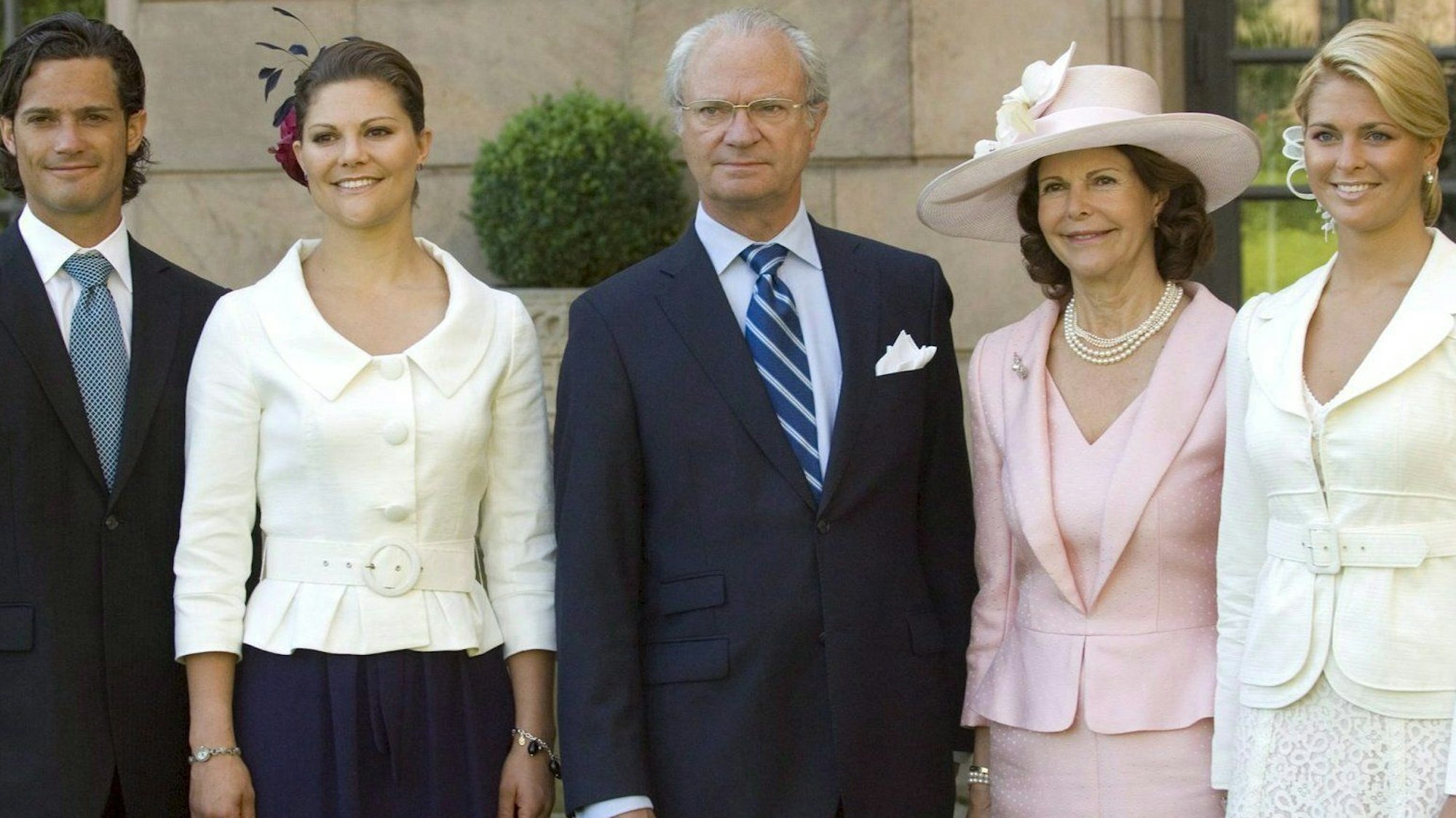Partyprinzessin Madeleine: Darum ist sie in Schweden so unbeliebt | Express Partyprinzessin Madeleine: Darum ist sie in Schweden so unbeliebt | Express
