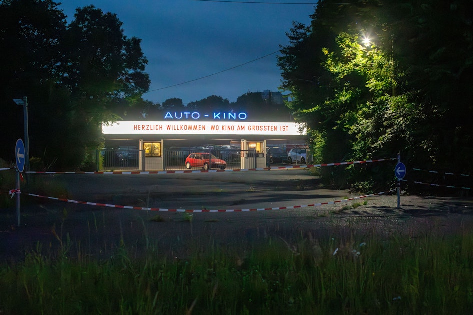 Das Autokino in Köln-Porz schließt im Oktober für immer | Kölner Stadt ... Das Autokino in Köln-Porz schließt im Oktober für immer | Kölner Stadt ...
