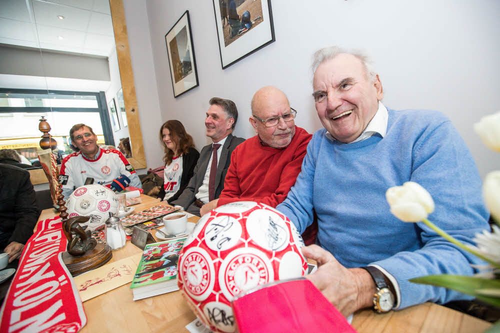 SC Fortuna Köln feiert Geburtstag: Cornel Wachter lud Funktionäre zum ...
